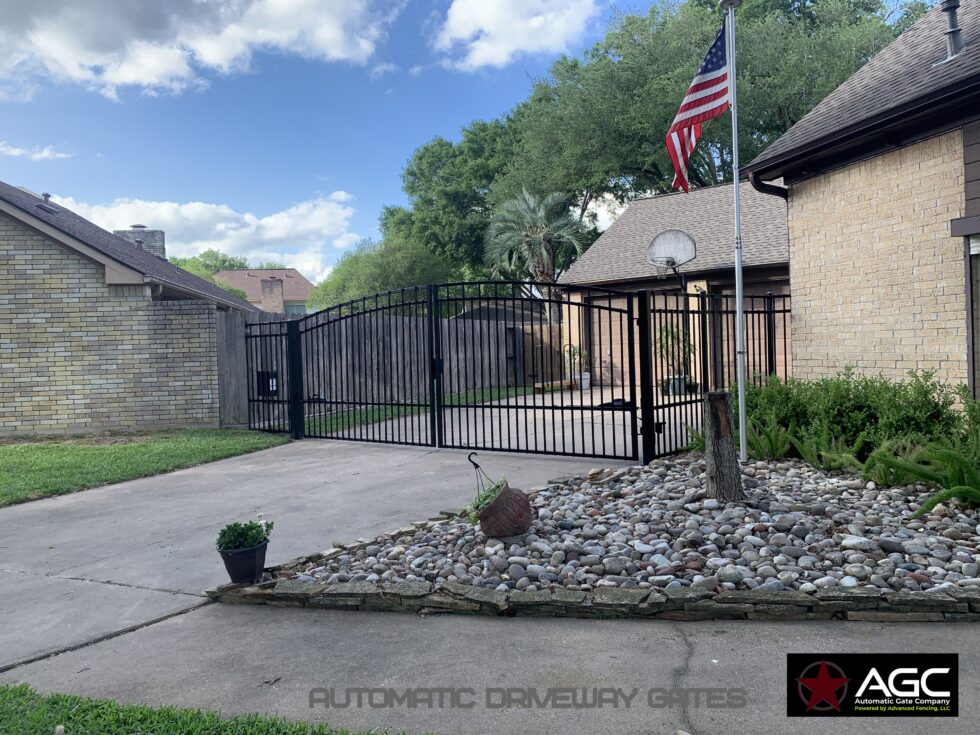 Driveway Gates | Custom Design & Installation | Automatic Gate Co